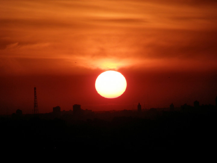 ¿Por qué el Sol parece más grande al amanecer? | Telescopios Chile
