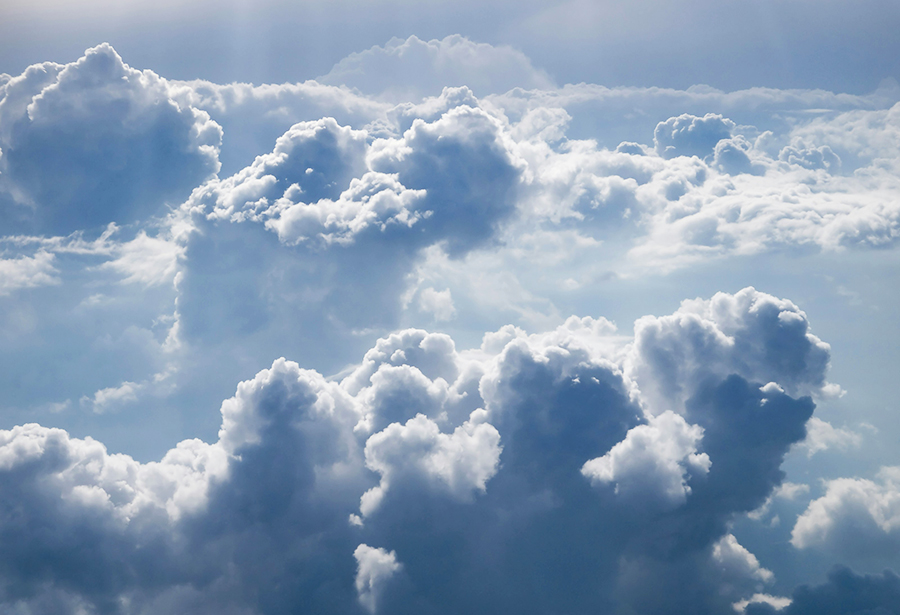 ¿Por qué las nubes no caen sobre nuestras cabezas? | Telescopios Chile